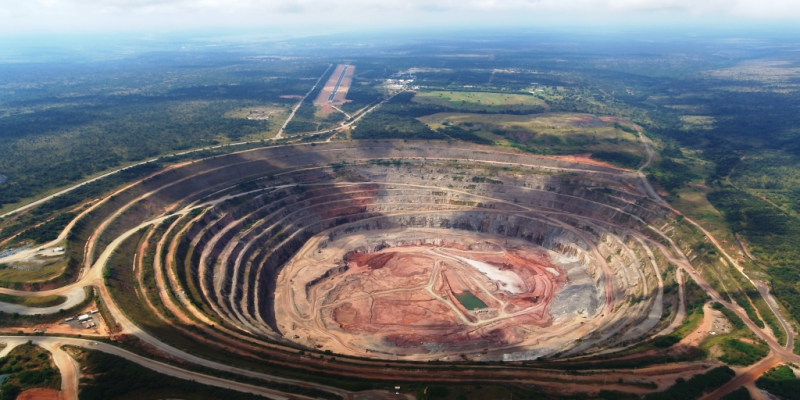 L'Angola inaugure sa plus grande mine de diamants - L'Observateur